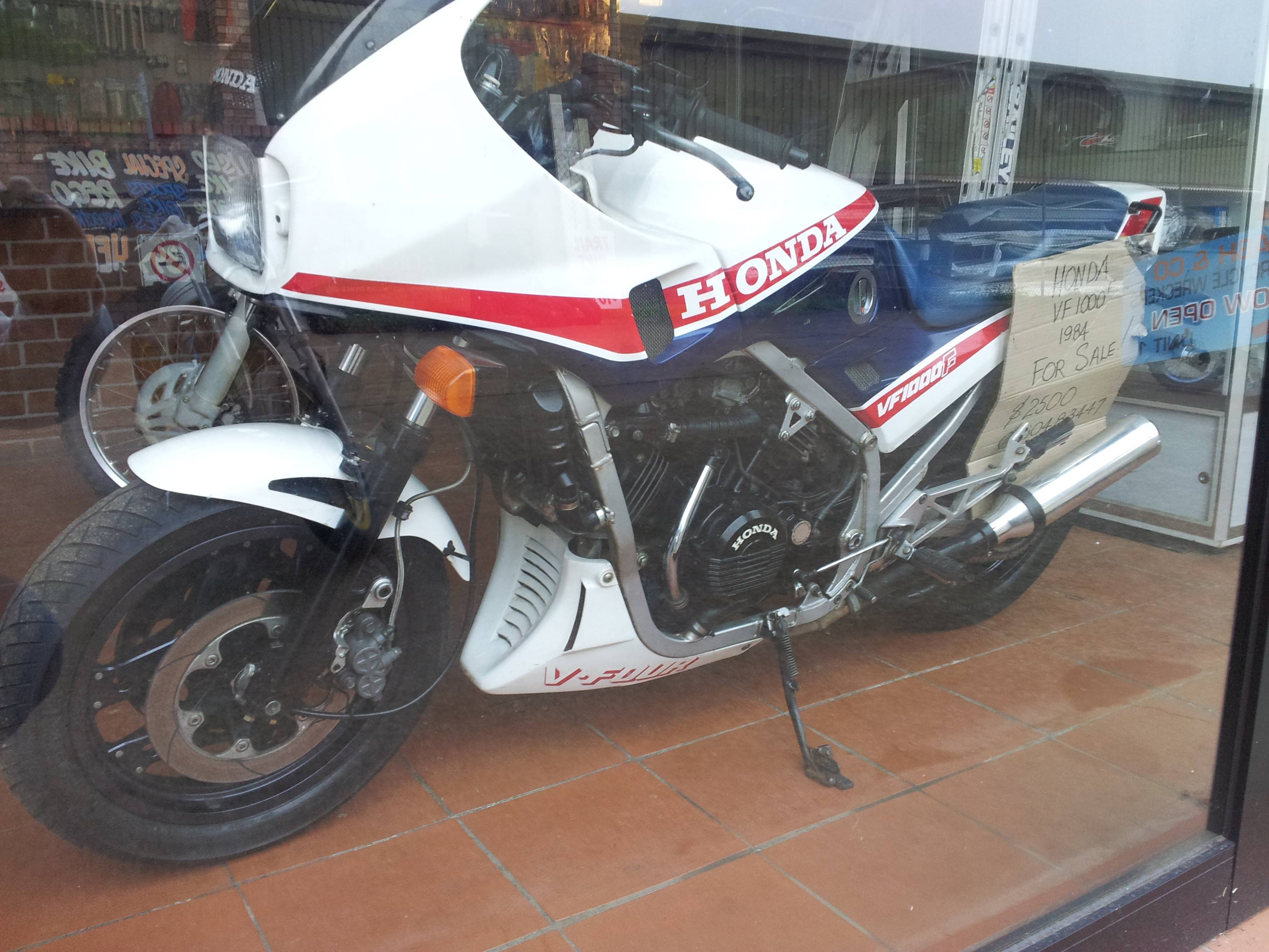 Honda VF1000 | VF1000.com